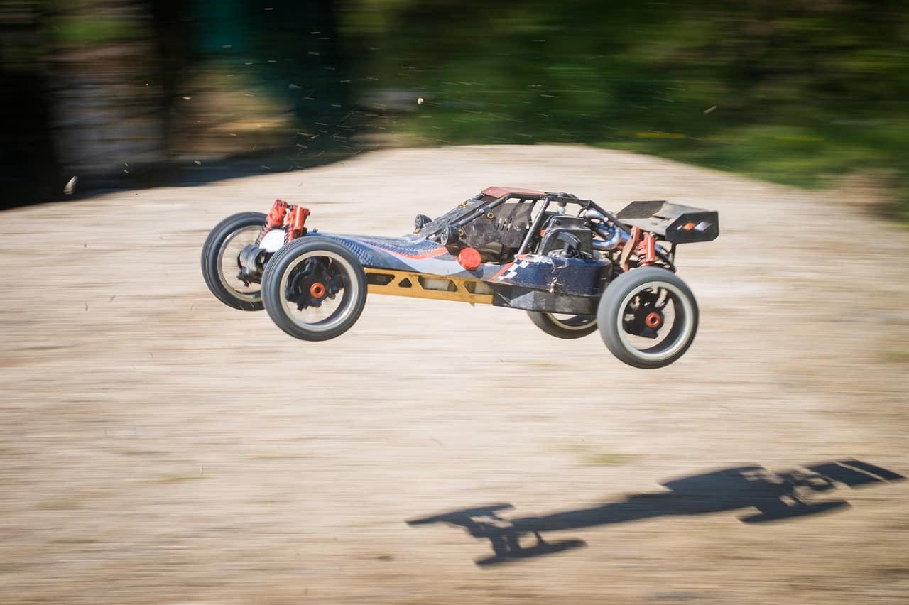 Understanding the Size: How Big is a 1/16 Scale RC Car?